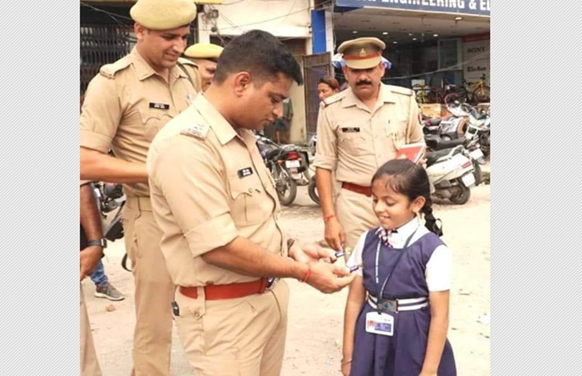 वाहन चेकिंग के दौरान BJP नेता को पकड़ा तो कहने लगे अपशब्द, चालान काट ...