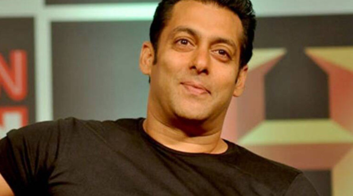 Salman Khan Reveals Snake Bite Him Three Times And He Kept In ...