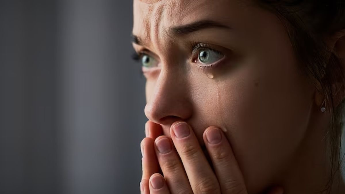Why Do We Cry Know the Science behind Tears and benefits of crying ...