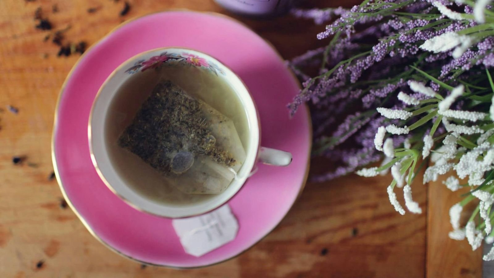 The Real Story Behind the Invention of the Tea Bag - एक गलती से हुई थी ...