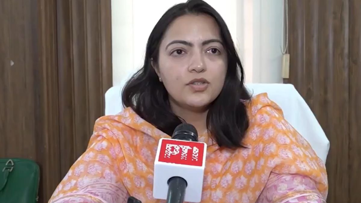 Who is IPS Rachita Juyal 2015 batch officer resigned after 10 years of ...