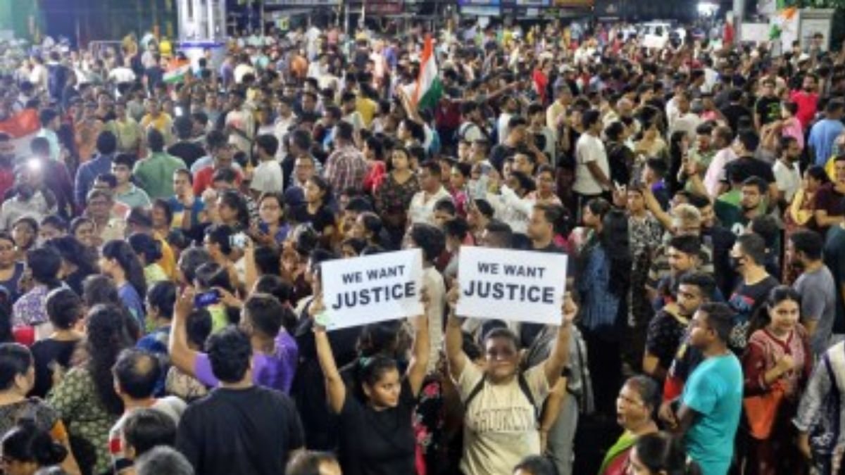 fighting alone for justice parents of RG Kar rape murder victim wait ...